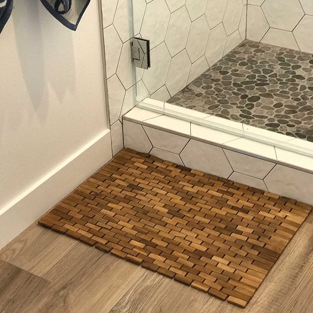 8 Best Teak Shower Mats for the Ultimate Spa Experience 2025